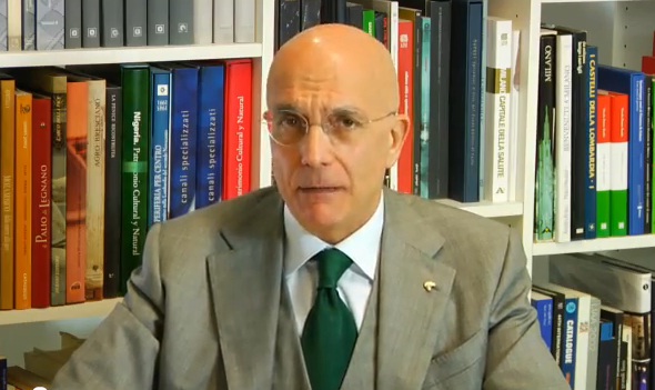 Albertini lancia su Youtube la sua corsa al Pirellone - IlGiornale.it