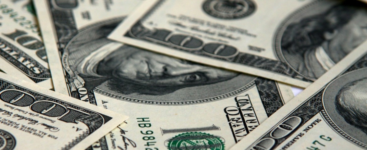 Cambia le banconote in aeroporto, ma sono ricercate dal governo Usa ...