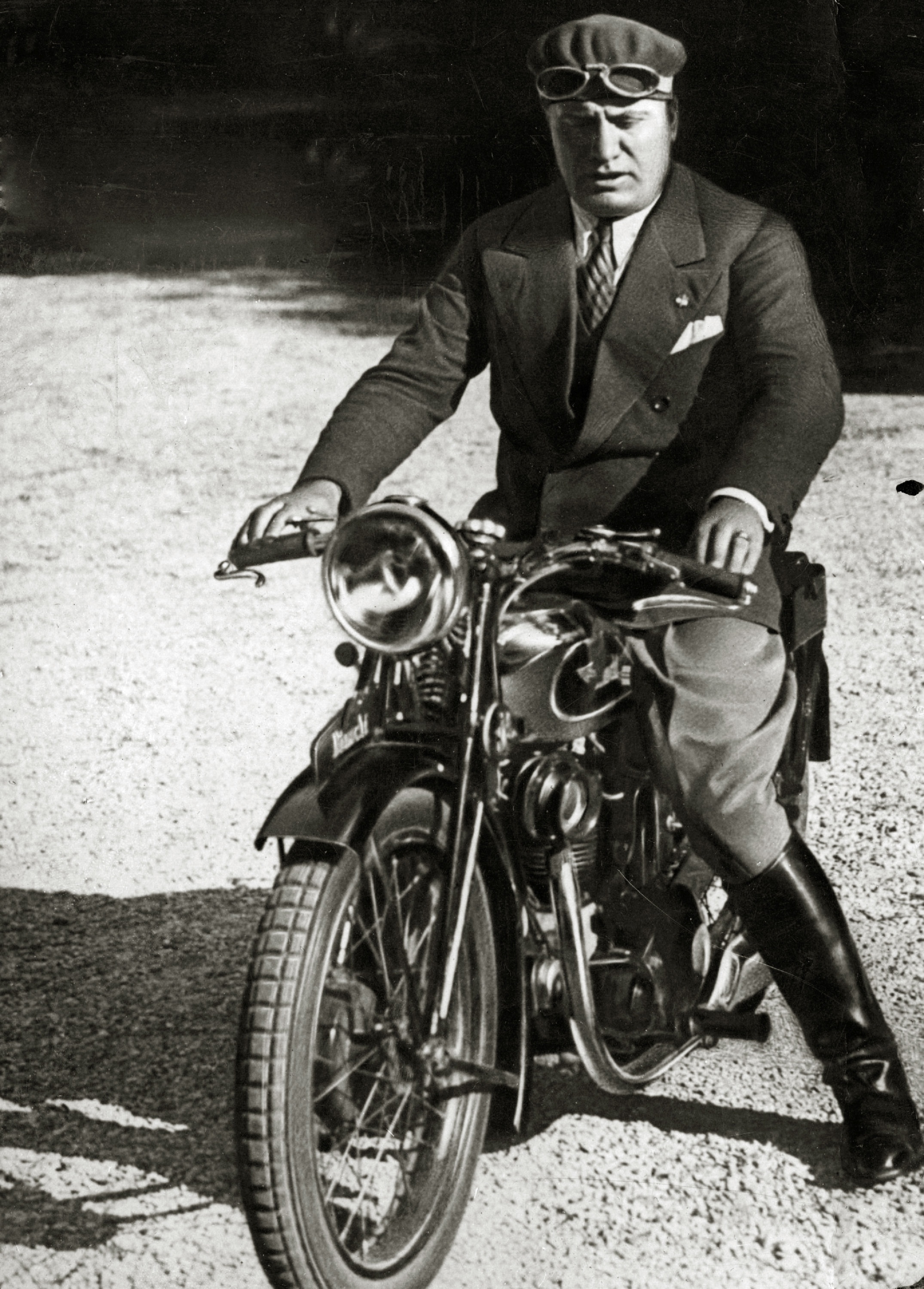 Quando Benito sfinito dalla politica decise di fare il drammaturgo ...