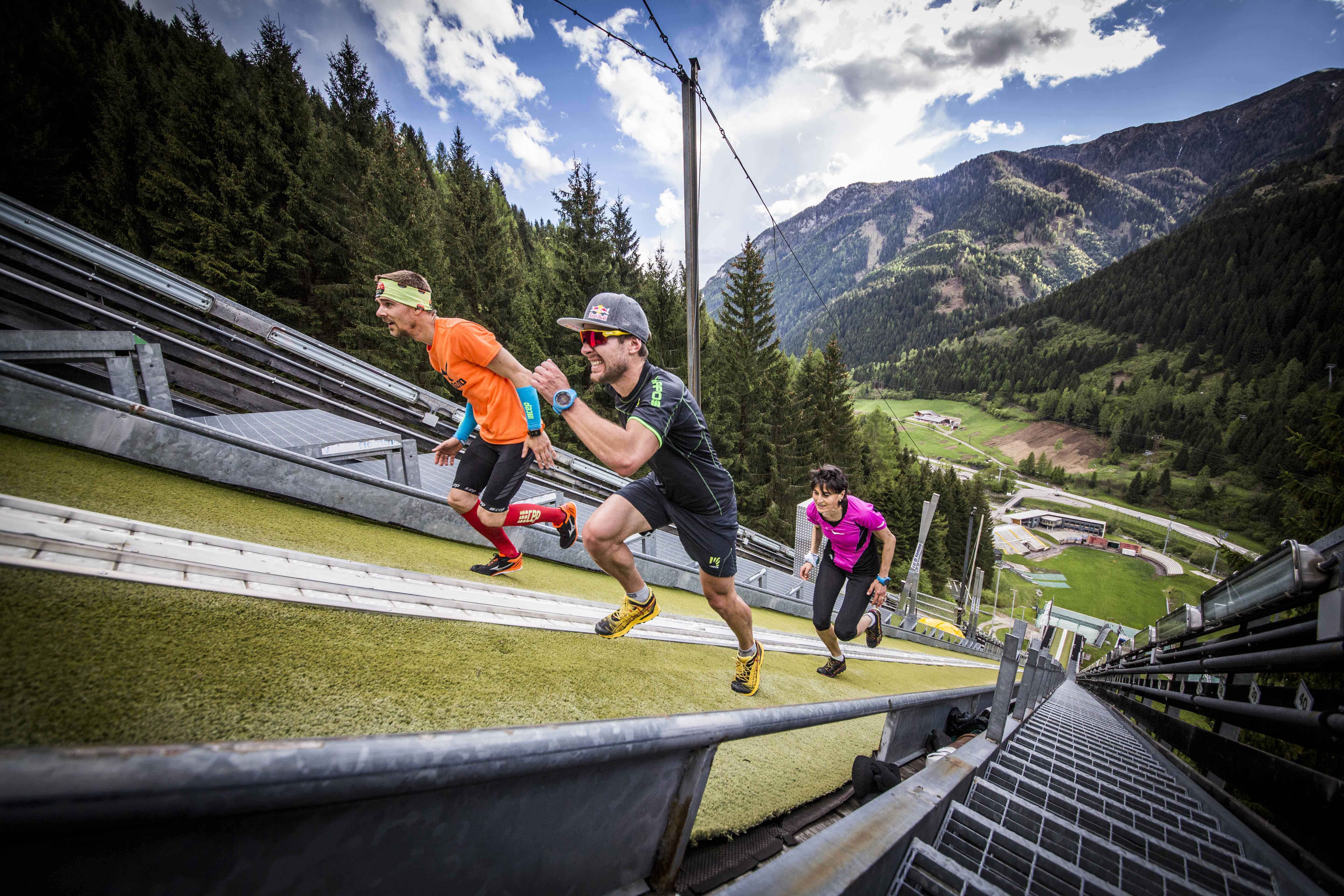 Red Bull 400, a Predazzo la corsa mozzafiato più ripida del mondo ...