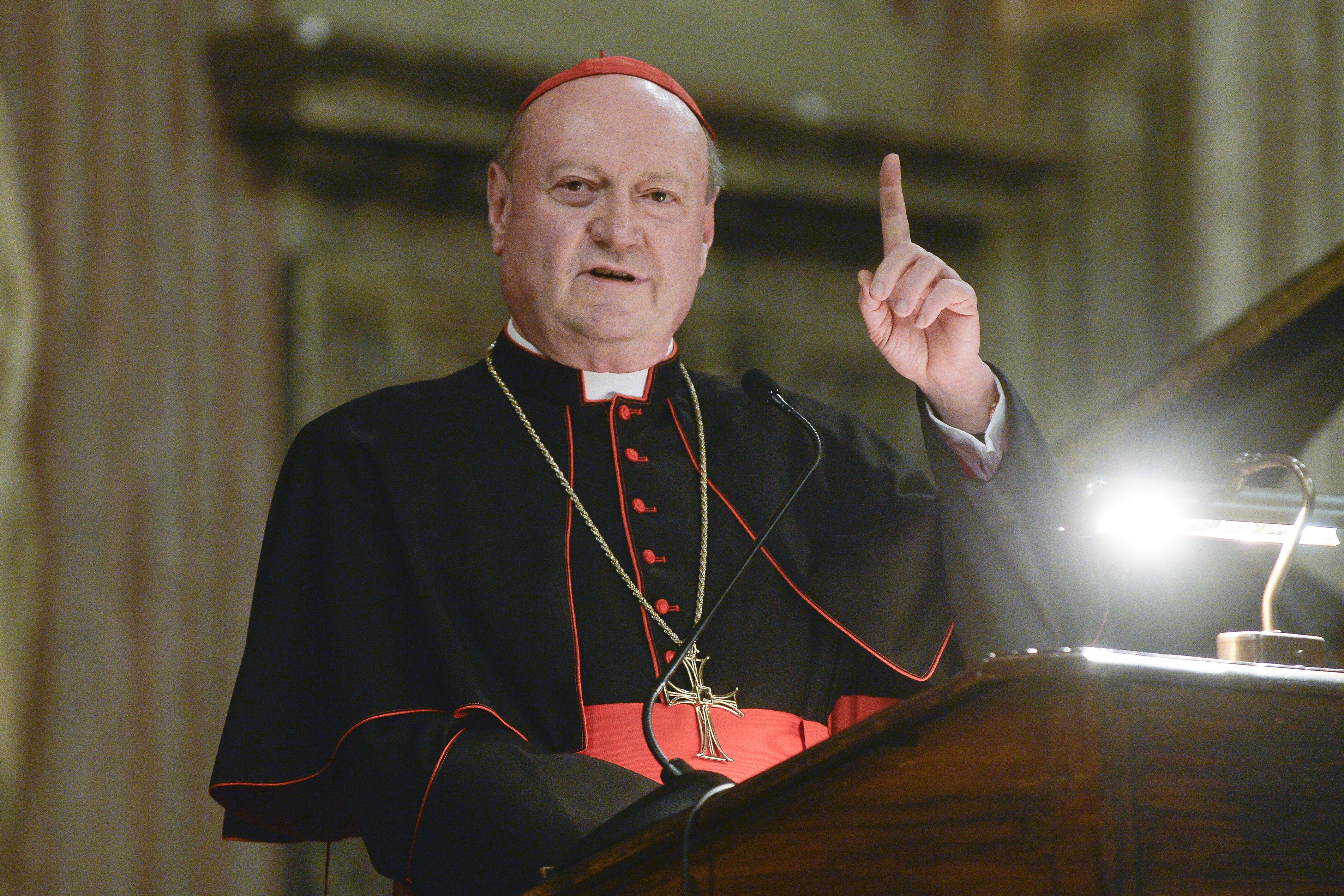 "Davanti al dolore siamo come Gesù in croce" - IlGiornale.it