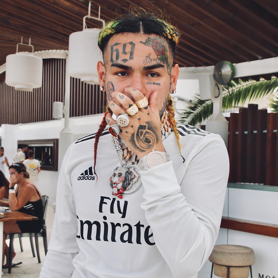 A rischio ergastolo, il rapper Tekashi69 potrebbe uscire dal carcere ...