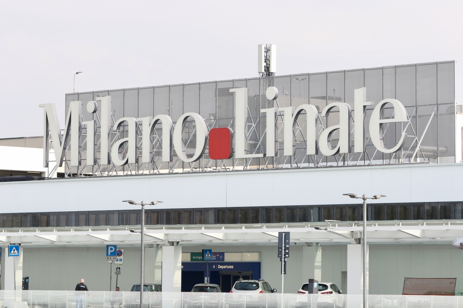 Linate, apertura anticipata: i voli riprendono il 13 luglio - IlGiornale.it