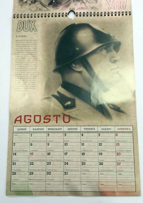 FOTO: Il calendario di Mussolini esposto in un supermarket dell ...
