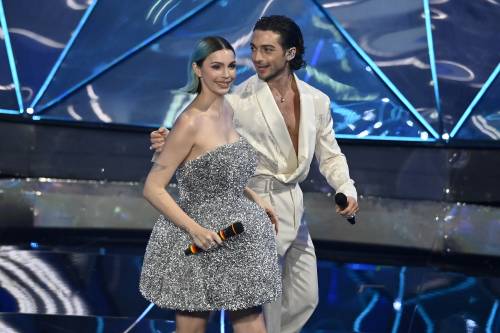 FOTO: Sanremo 2024: ecco il look della seconda serata del Festival de ...