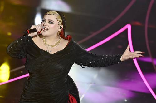 FOTO: Sanremo 2024: ecco il look della seconda serata del Festival di ...