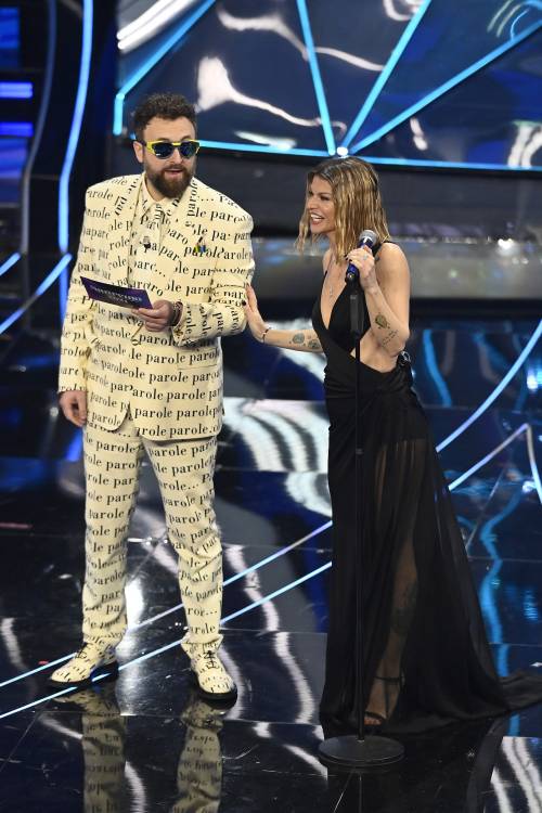 FOTO: Sanremo 2024: ecco il look della terza serata del Festival di ...