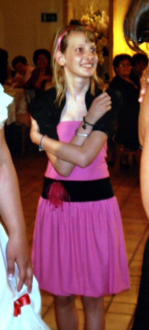 FOTO: La scomparsa di Sarah Scazzi e l'ultimo saluto di Avetrana - il ...