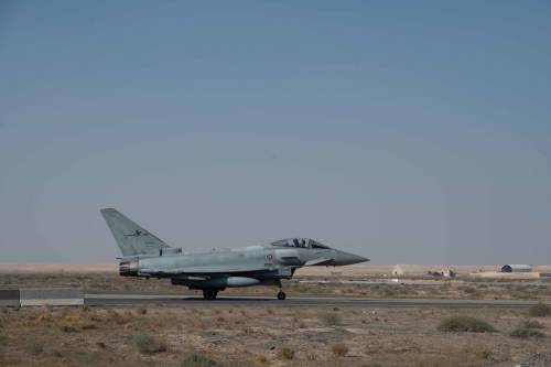 FOTO: Addestramento congiunto in Kuwait tra Aeronautica Militare ...
