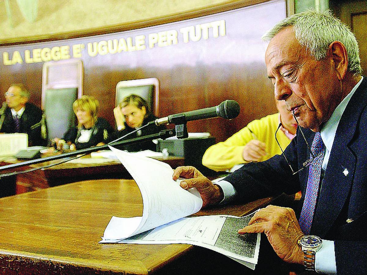 Lodo Mondadori, condannato Previti - il Giornale
