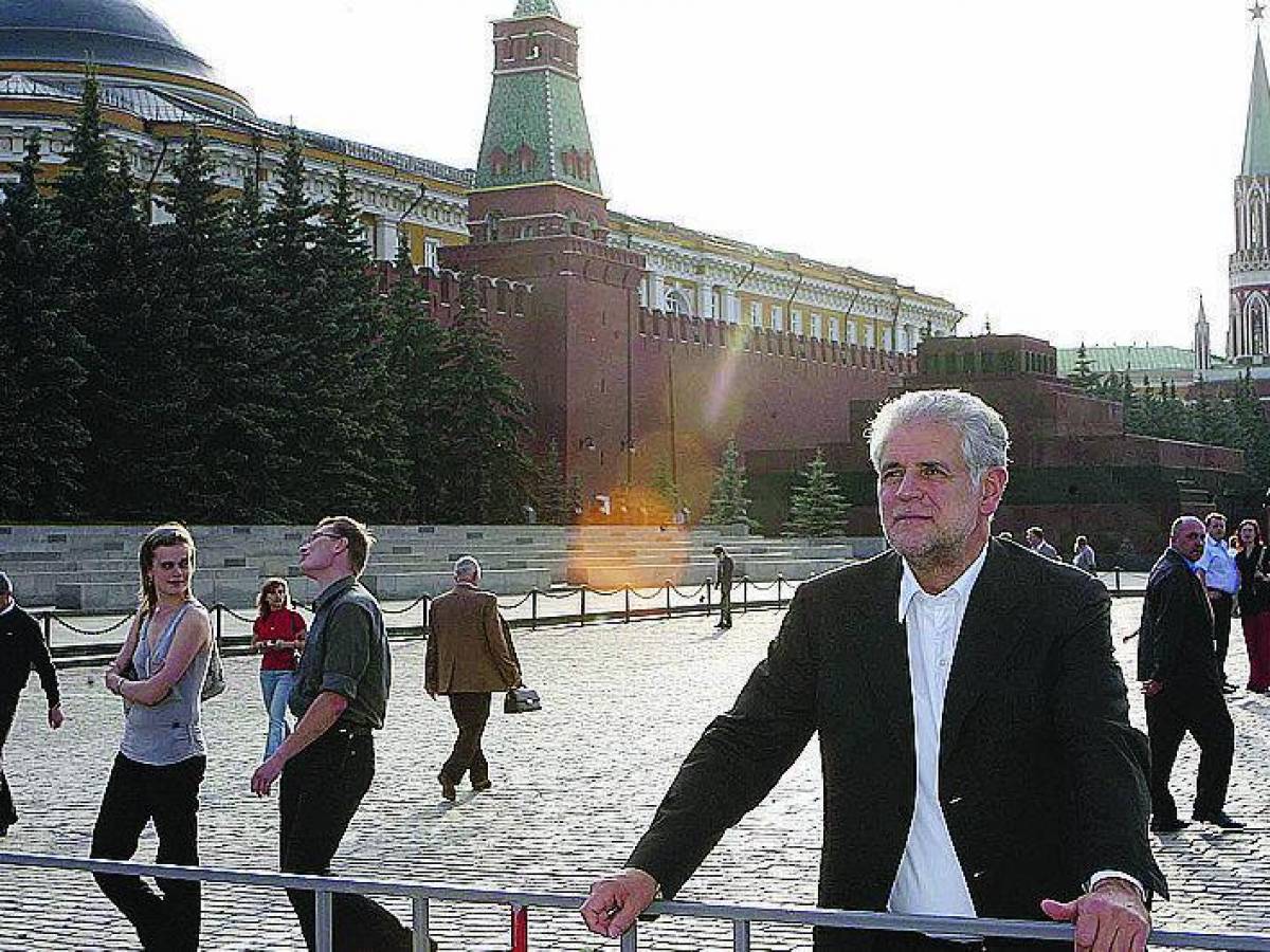 Formigoni, dribbling al governo: «In Russia in piena autonomia» - il ...