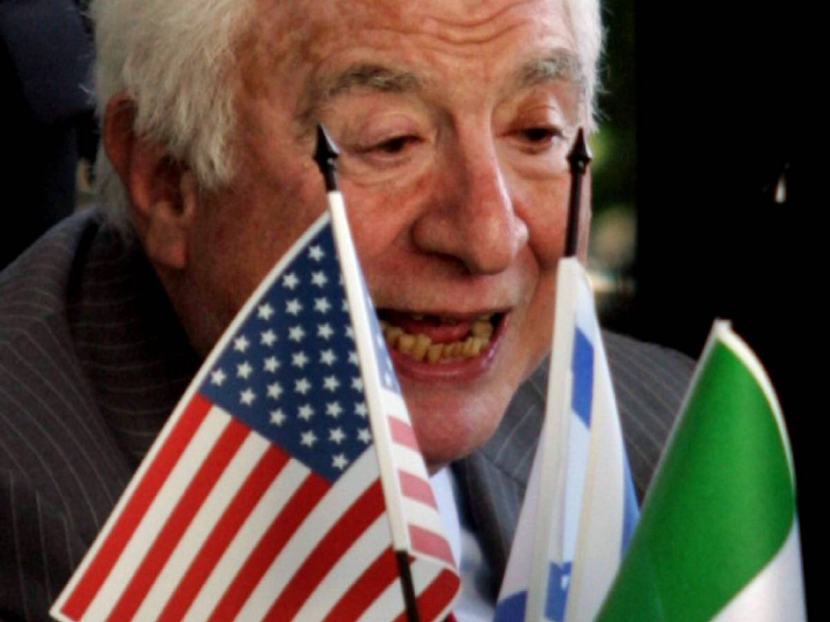 Cossiga: sinistra coerente il vero buffone è il premier - il Giornale