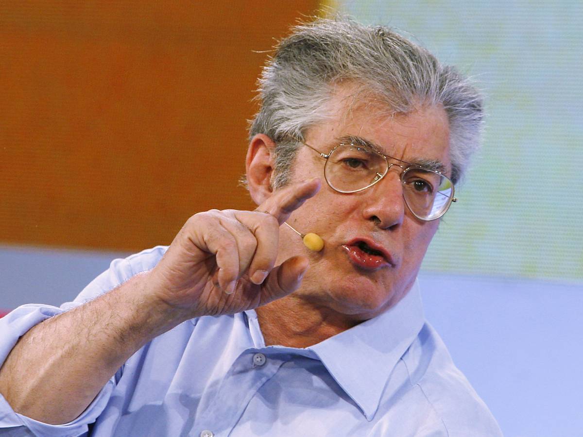 Bossi: "Dopo l’ictus pensai di lasciarmi morire" - il Giornale