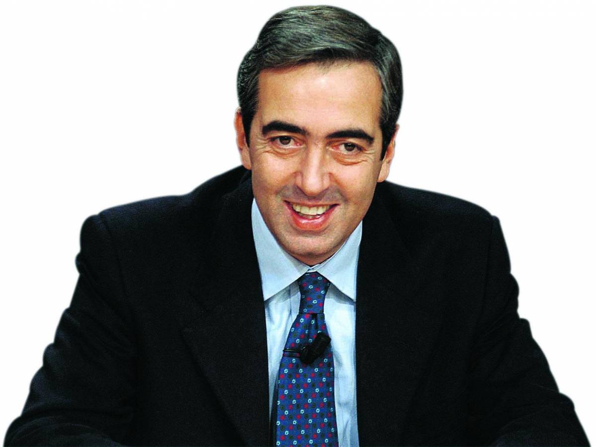 Gasparri: «È ora di dirlo, certe bombe erano di destra» - il Giornale