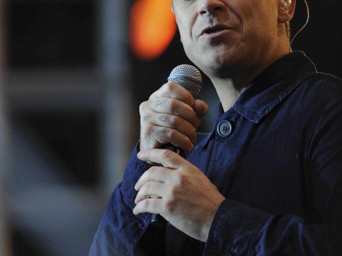 Robbie Williams: "Ho rischiato la fine di Michael Jackson. E ho ancora ...