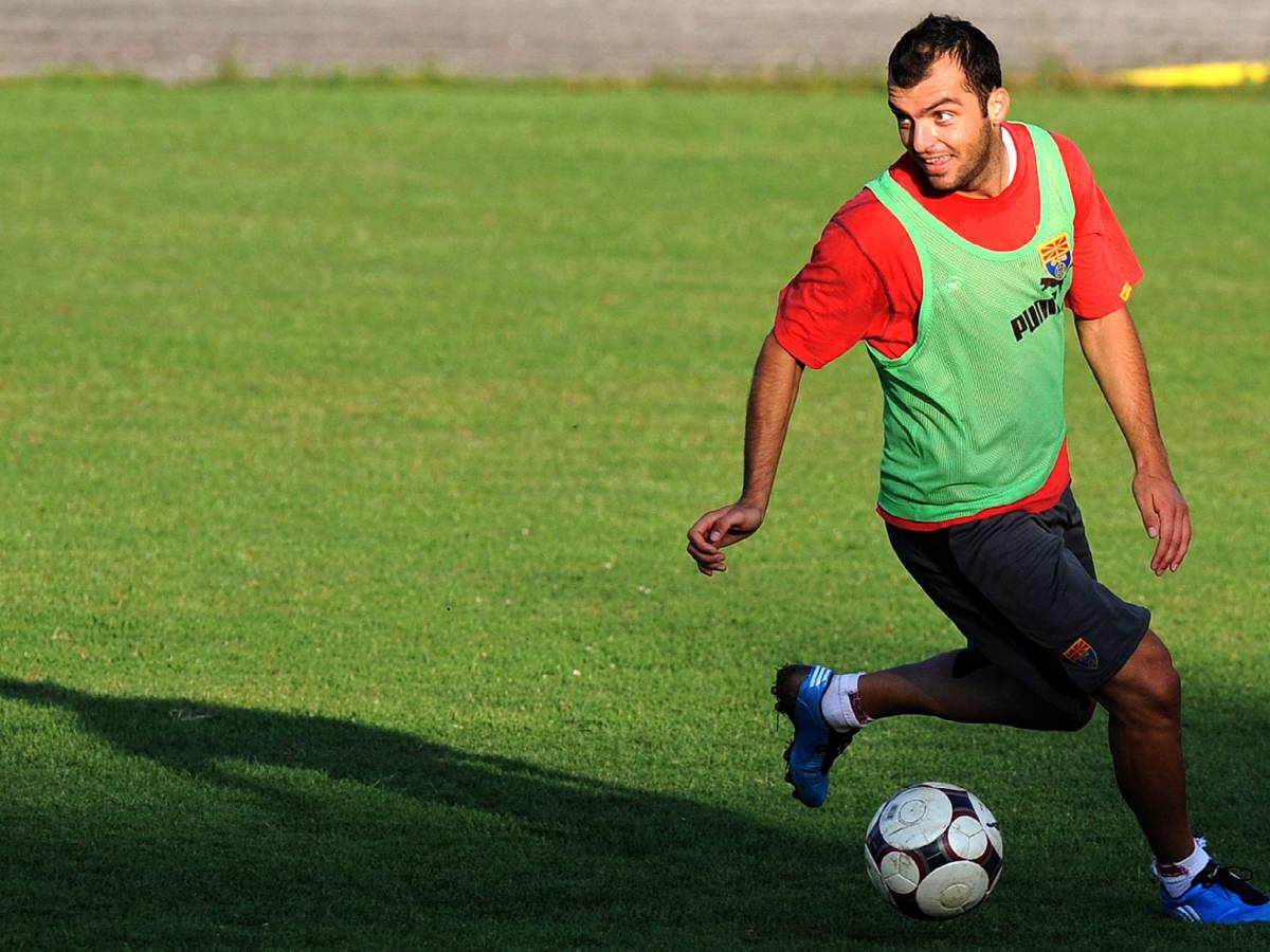 Inter, Pandev a Milano L'attaccante macedone nerazzurro fino al 2014 ...