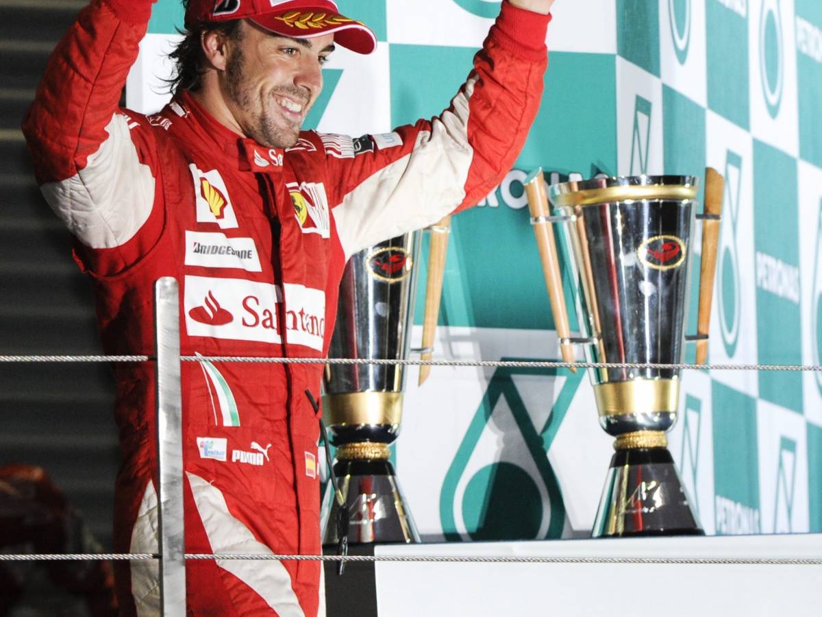 Super Alonso vola in testa al Mondiale Ko le due Red Bull - il Giornale