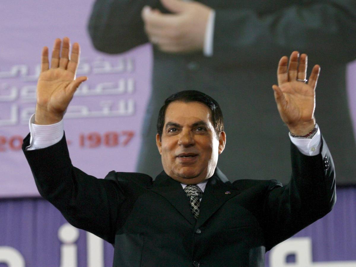 Ben Ali in fuga, il caos dietro casa - il Giornale