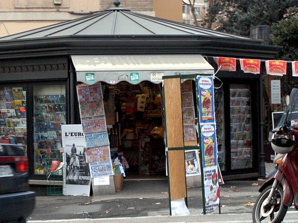 Un chiosco tutto notizie e servizi - ilGiornale.it