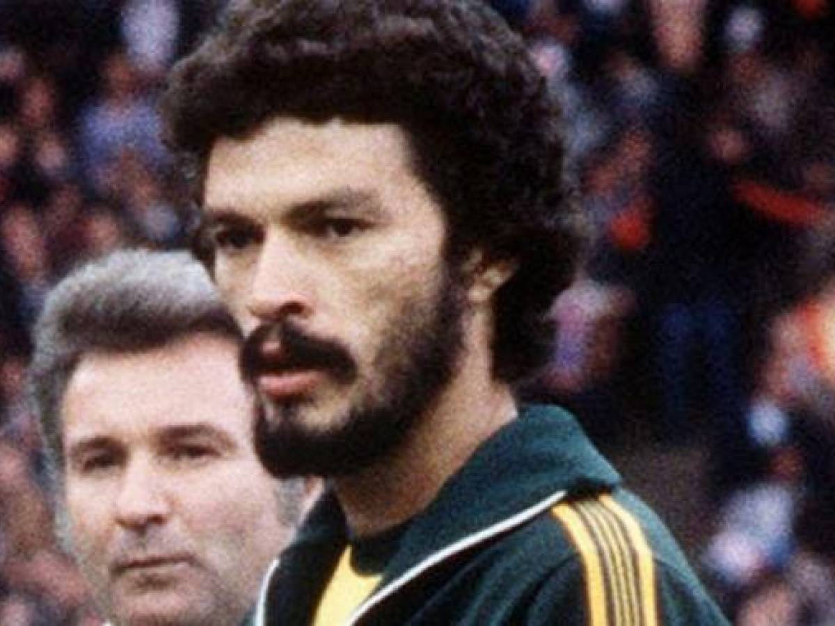 Calcio, Brasile in lutto E' morto Socrates, il leggendario capitano ...