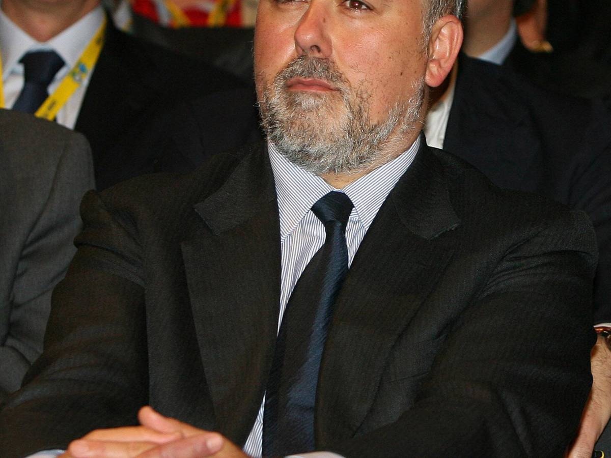 Lusi "spiega" la sua ricchezza In 5 anni +894% di reddito "Solo ...