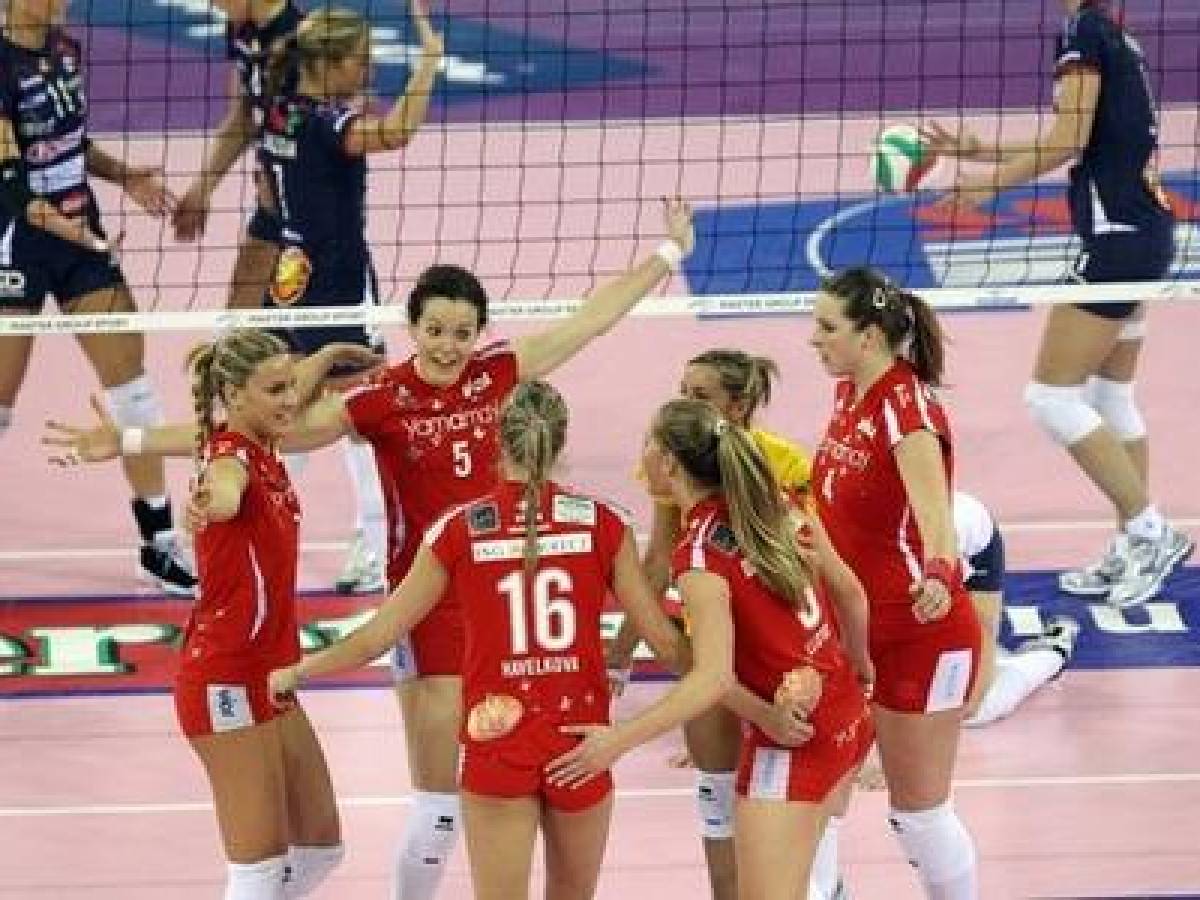 Pallavolo, Yamamay d'oro e le lacrime di chi ha perso per un soffio ...