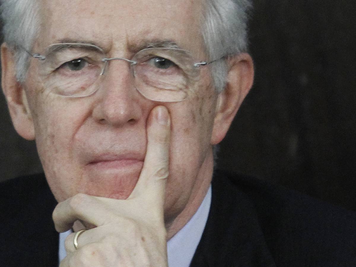 Monti: "I poteri forti ci hanno mollato" - il Giornale