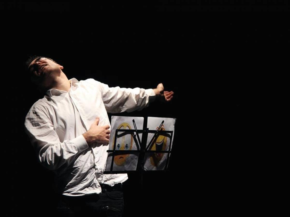 Luca Trezza, un bel soliloquio sulla vita al tempo di Internet - il Giornale