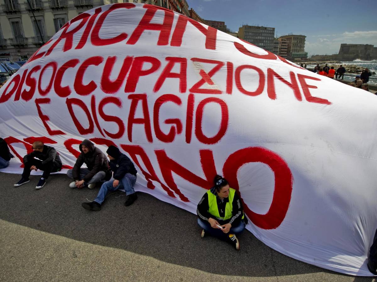 370mila disoccupati in più rispetto all'anno scorso - il Giornale