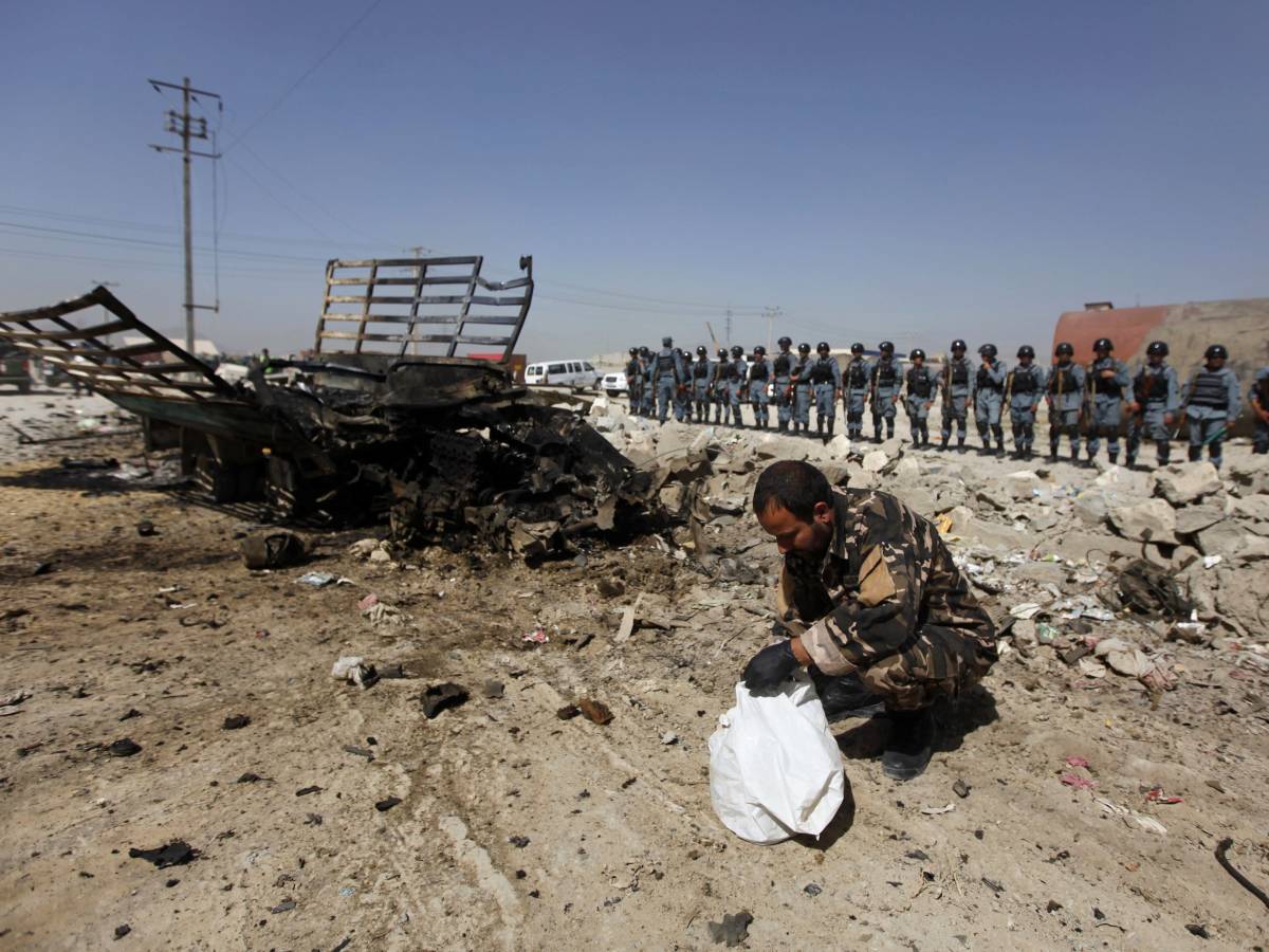 Afghanistan, attacco all'aeroporto di Kabul: 7 talebani morti ...