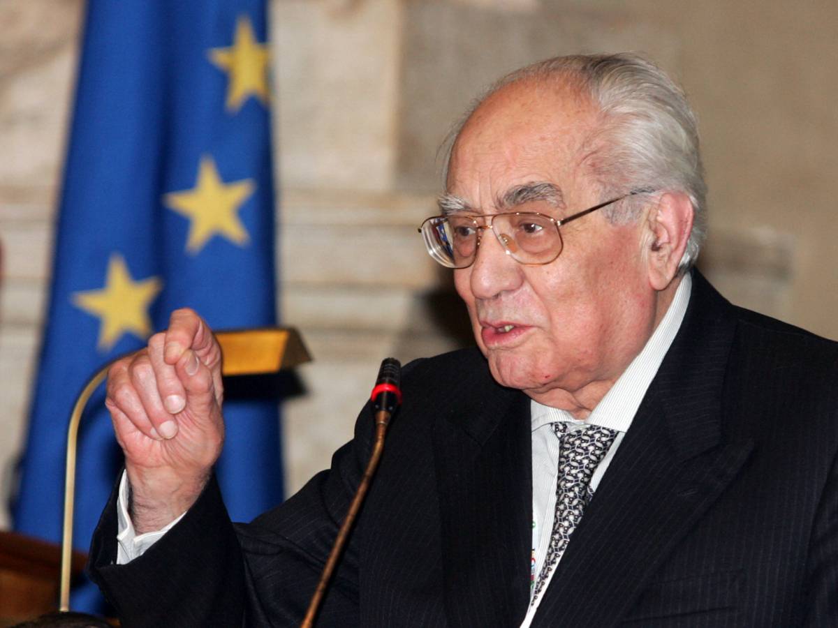È morto a 93 anni Emilio Colombo, l'ultimo padre costituente - il Giornale