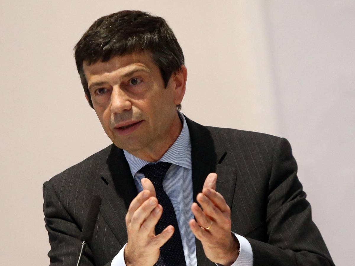 Lupi: «Occorre rivedere l'accordo con Air France» - il Giornale