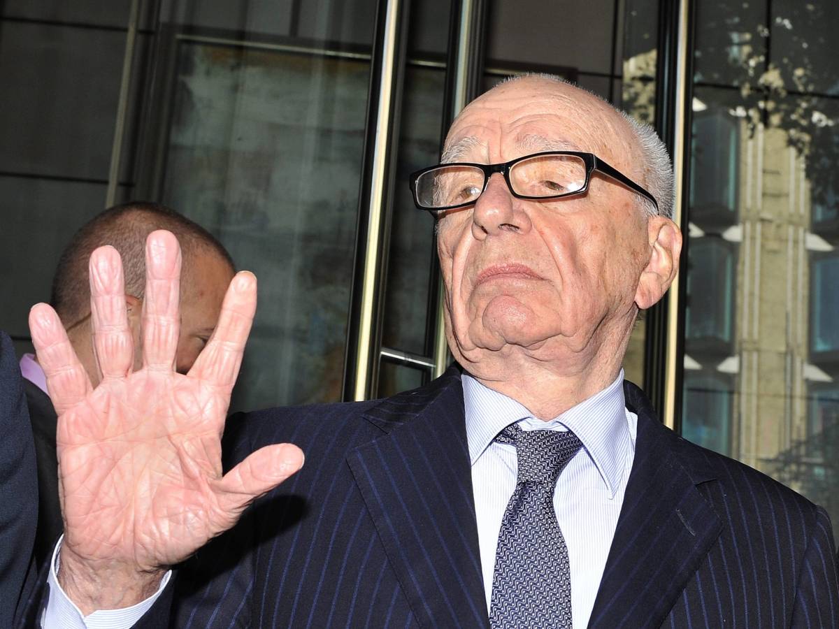L'ipotesi Murdoch dietro al blitz di Elkann su Rcs - il Giornale