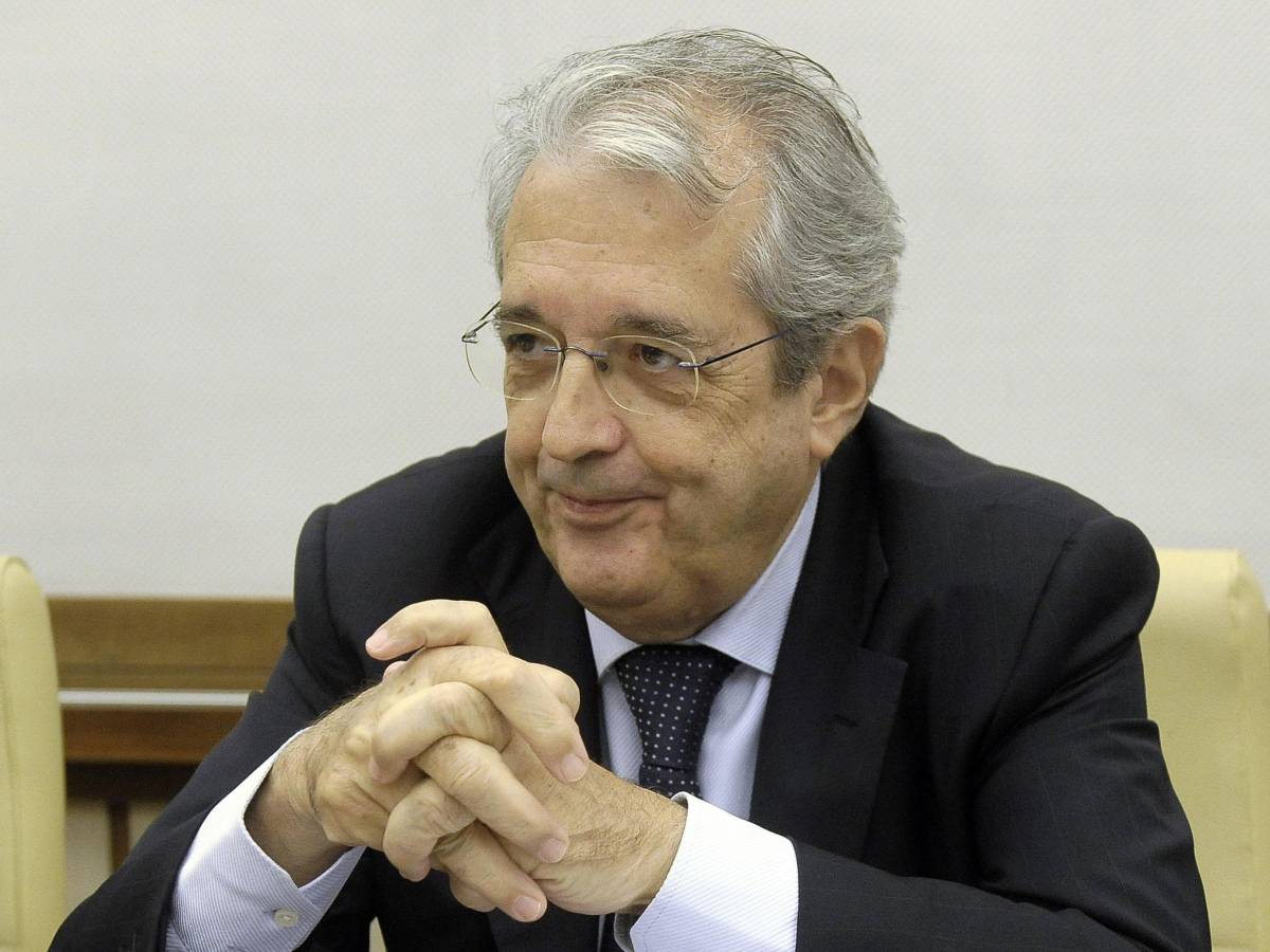 Privatizzazioni, Saccomanni: "Sotto esame Eni e Rai" - il Giornale