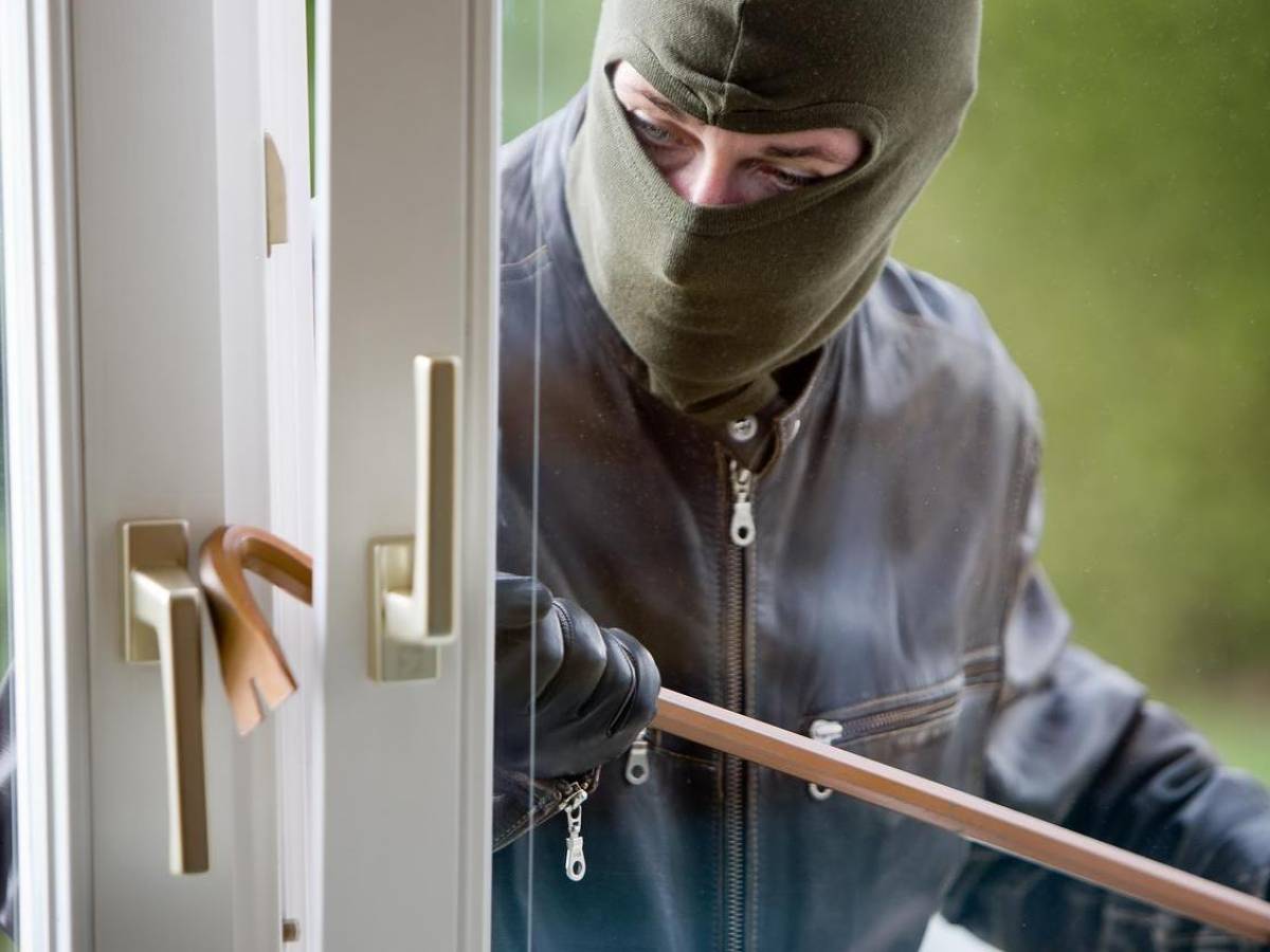 Boom di furti in casa: le città più pericolose - il Giornale