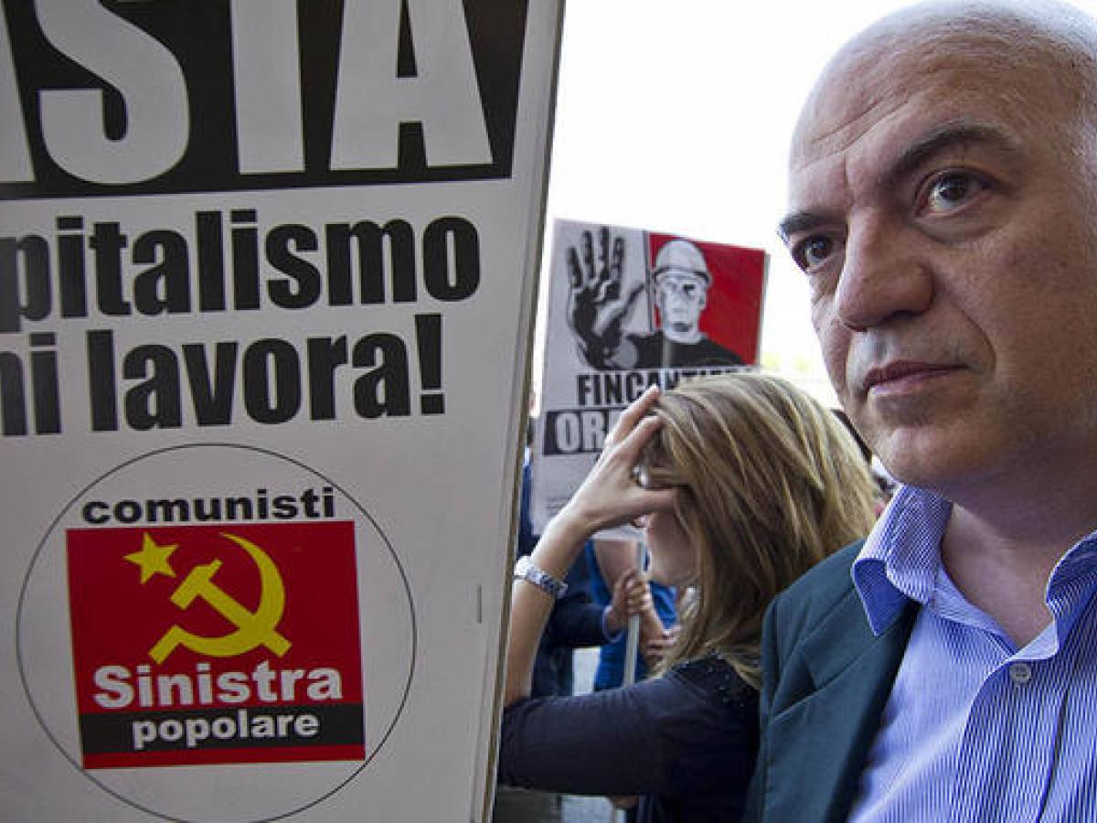 Il comunista Rizzo si lamenta: "Dopo 20 anni di parlamento vivo con 4. ...