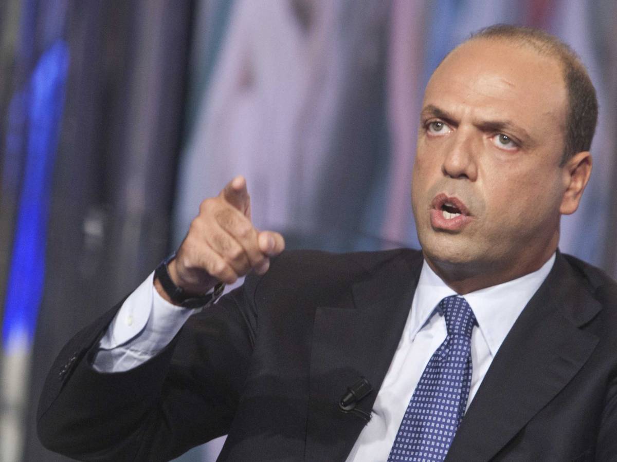 Alfano: "Con Berlusconi mai nemici. Alleati speriamo" - il Giornale