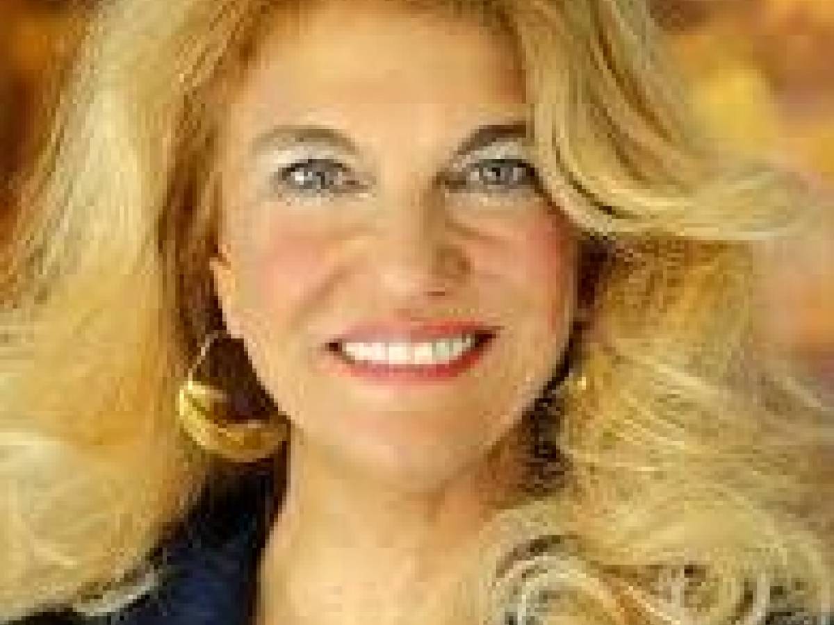 Il lungo viaggio di Stella Pende tra le donne offese - il Giornale