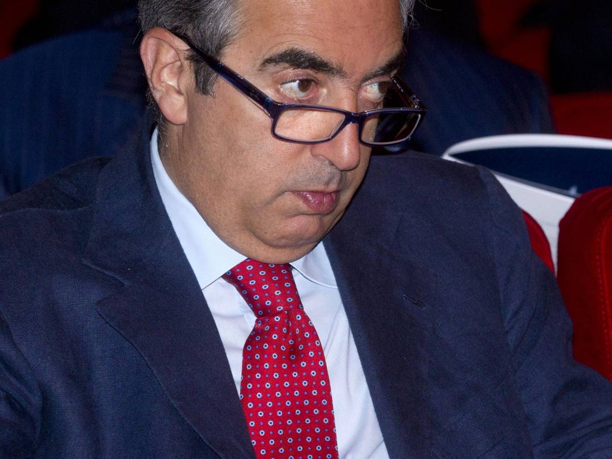 Gasparri contro il ministro: "Maria Elena Boschi come la principessa ...