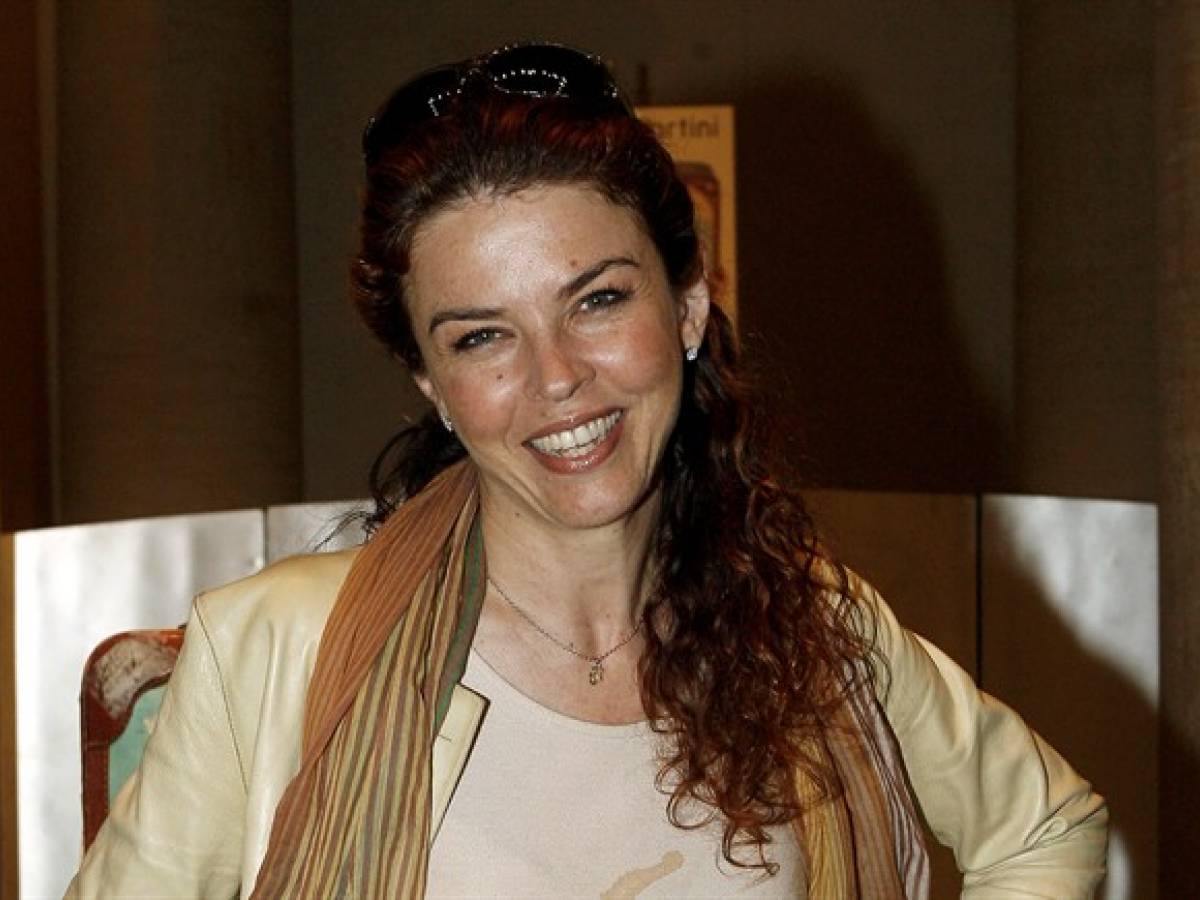 Paola Saluzzi e le nozze segrete con Gabriele Romagnoli - il Giornale Paola Saluzzi e le nozze segrete con Gabriele Romagnoli - il Giornale