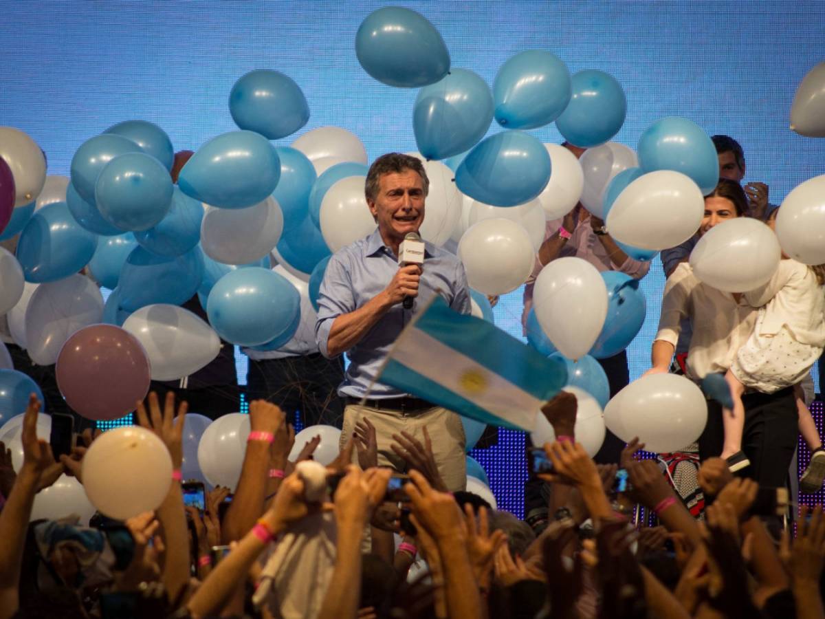 Argentina, Macri vince ma è "un'anatra zoppa" - il Giornale