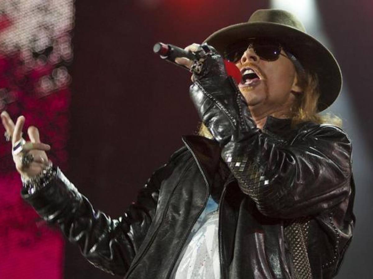 AC/DC: sarà Axl Rose a sostituire Brian Johnson? - il Giornale