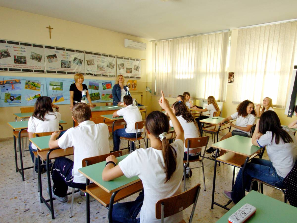 Troppi stranieri in classe, la scuola mette le quote per italiani - il ...