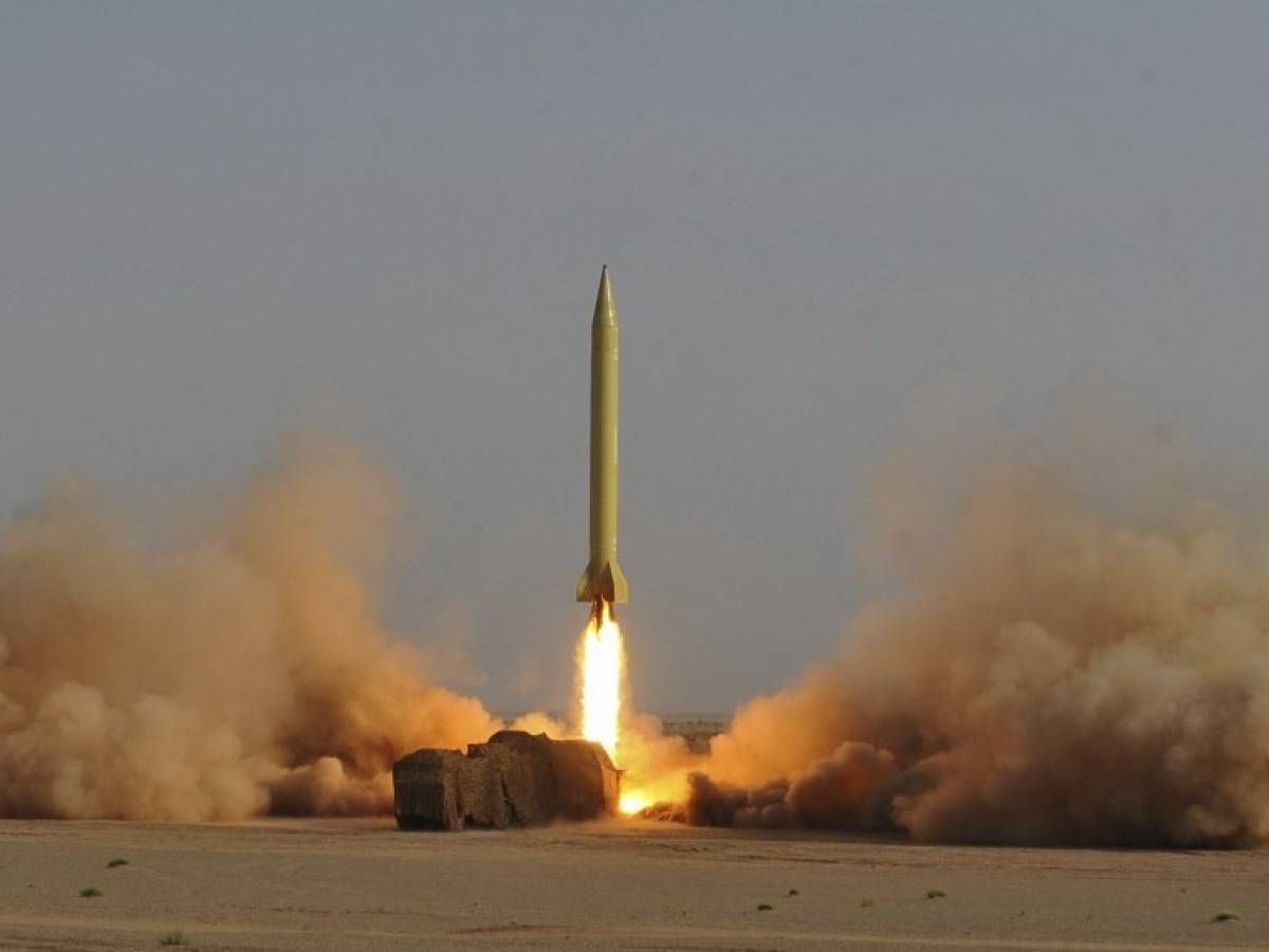Iran, lanciato nuovo missile balistico - il Giornale