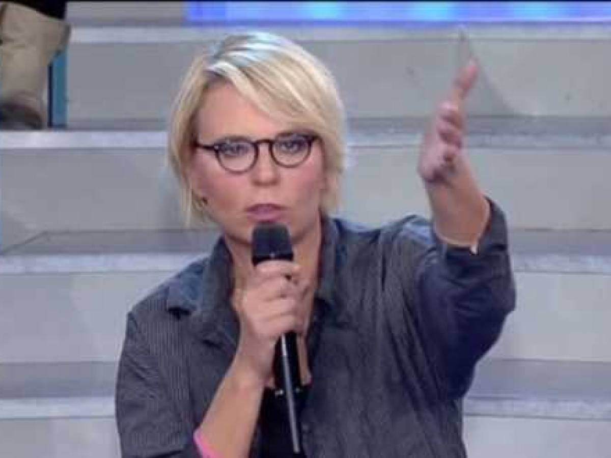 Amici, Maria De Filippi a due ballerini: "Cose dell'altro mondo" - il ...