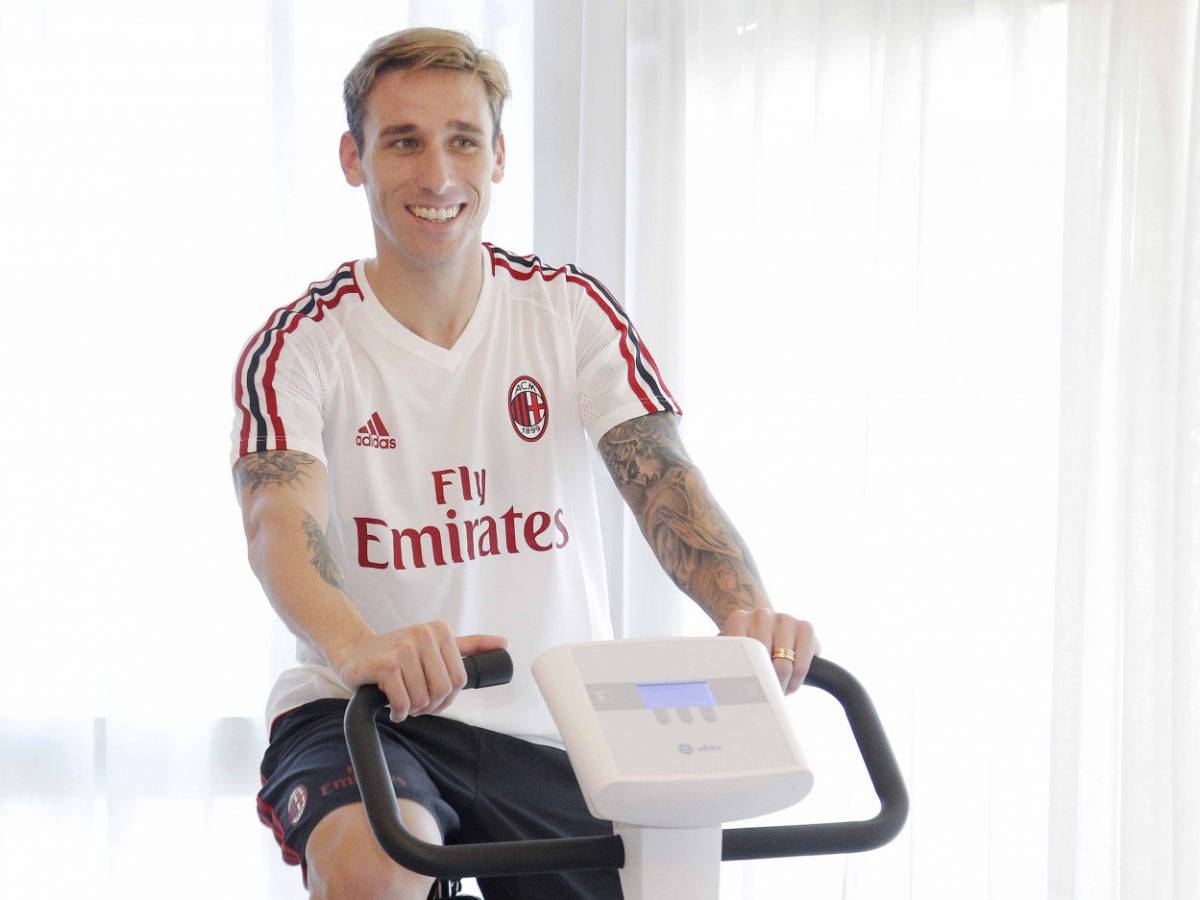 Biglia si presenta: "Sono felice di essere qui, volevo solo il Milan ...