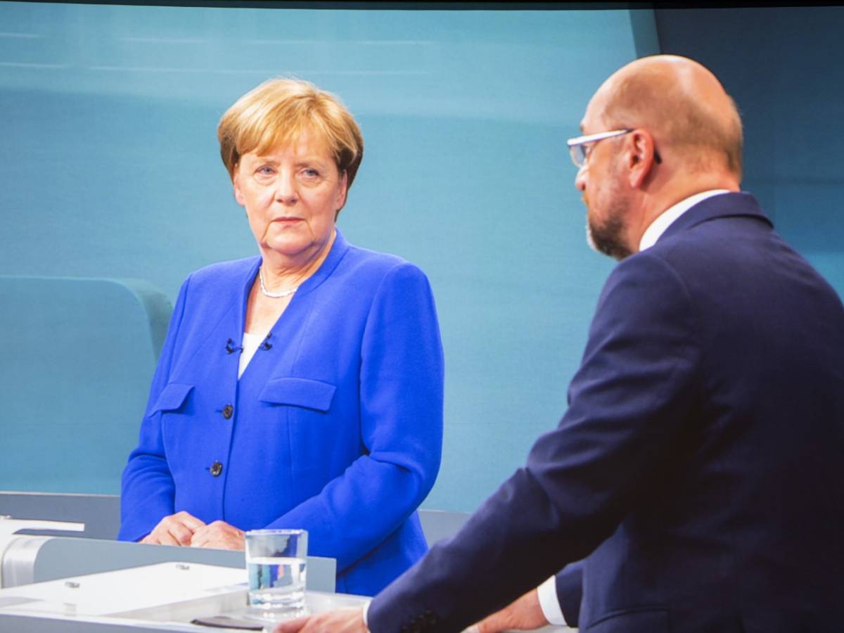 "La Turchia non entrerà nella Ue". Merkel vince il confronto con Schulz ...