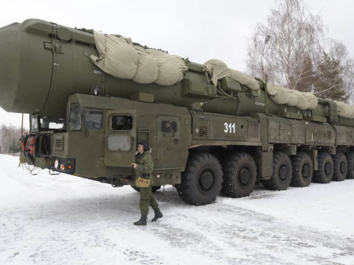 La Russia lancia secondo missile balistico intercontinentale in otto ...
