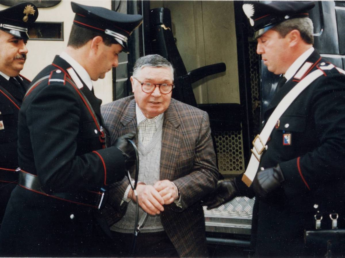 Holding da 150 miliardi. I beni presi a Riina? Briciole per "Mafia spa ...