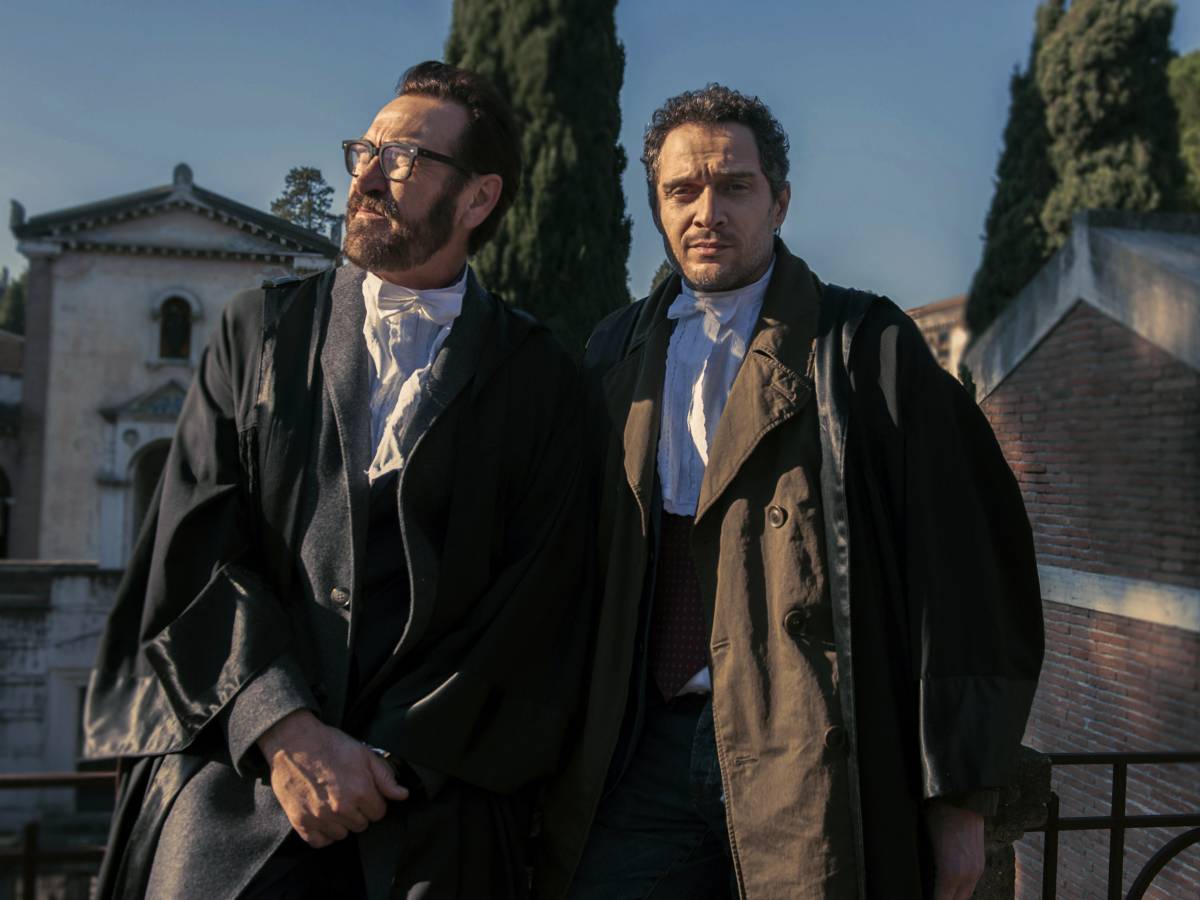 Santamaria e Giallini strana coppia di strozzini: "È una lotta tra ...